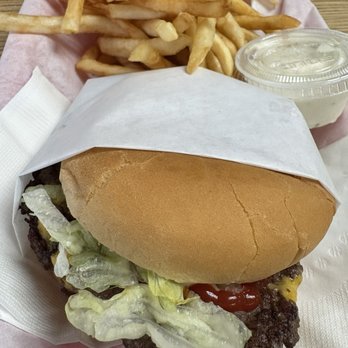 DAMBURGER - Updated November 2025 - 116 Photos & 188 Reviews - 1320 ...