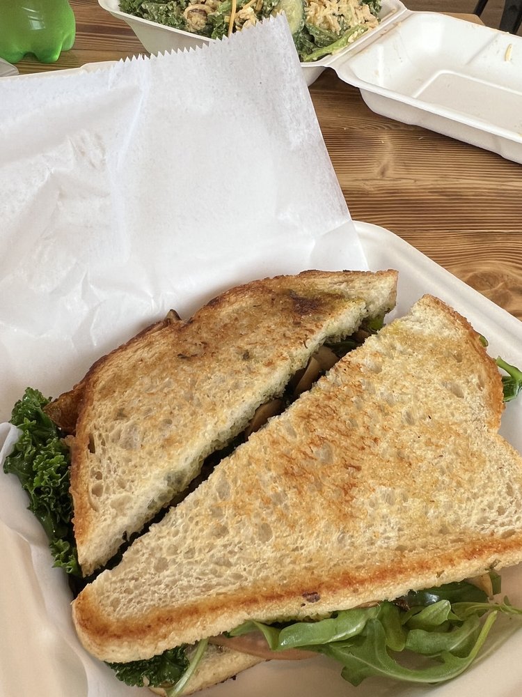 LIL COW CAFE BISTRO - 35 Photos & 35 Reviews - 6409 Shiplett Blvd ...