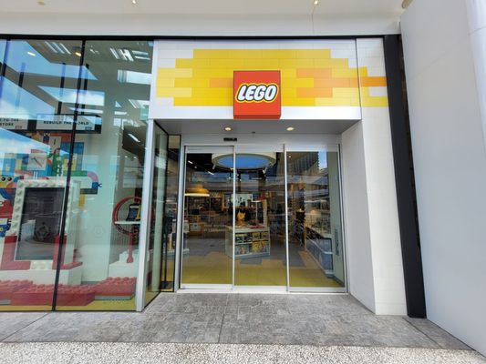 LEGO STORE - Updated November 2024 - 77 Photos - 10250 Santa Monica ...