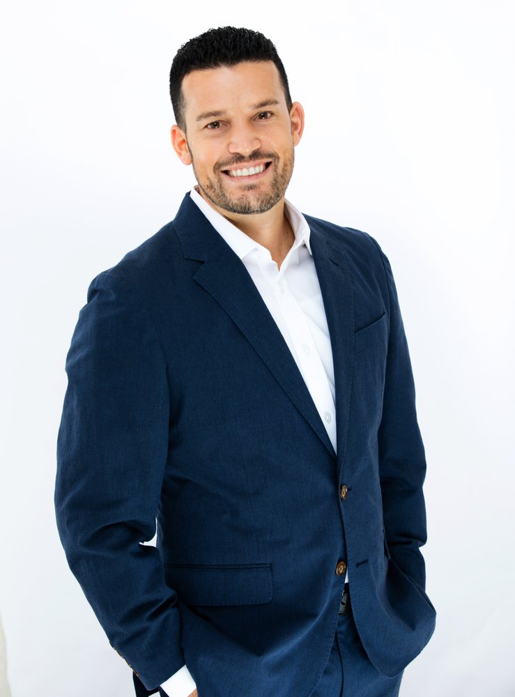 JOE VIOLI - PACIFIC SOTHEBY’S - Updated December 2024 - 26 Photos - 330 ...