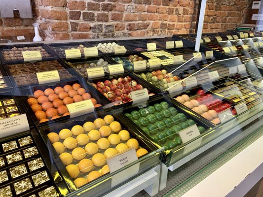 KARMELLO - 25 Photos & 14 Reviews - pl. Wszystkich Świętych 11, Kraków ...