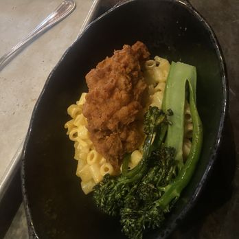 DOCKING BAY 7 FOOD AND CARGO - Updated May 2024 - 1305 Photos & 354 ...