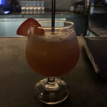 STRATUS - Updated July 2025 - 171 Photos & 271 Reviews - 433 Chestnut ...