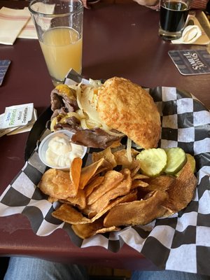 PENGUIN HOTEL & BAR - Updated December 2025 - 35 Photos & 47 Reviews ...