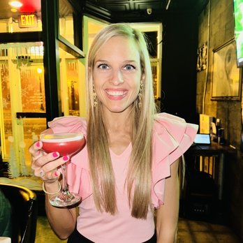 THE SILVER PIG BAR & OYSTER ROOM - Updated August 2025 - 143 Photos ...