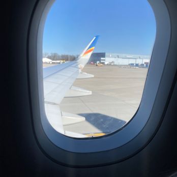 CHICAGO ROCKFORD INTERNATIONAL AIRPORT - RFD - Updated December 2025 ...