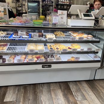 BENJAMIN’S BAKERY - Updated July 2024 - 279 Photos & 316 Reviews - 810 ...