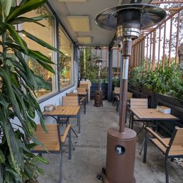 D-D DELIGHT RESTAURANT - Updated December 2025 - 3300 Photos & 1232 ...