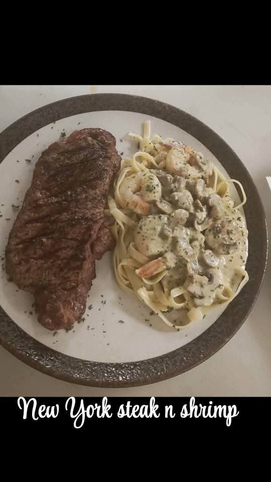 Napolis Italian restaurant, Liberal | Roadtrippers