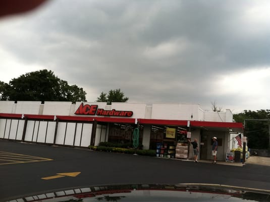 MURPHY ACE HARDWARE - Updated October 2025 - 16 Reviews - 319 S Neltnor ...