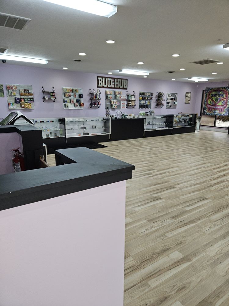 THE BUD HUB - Updated December 2024 - 1467 W Morris Blvd, Morristown ...