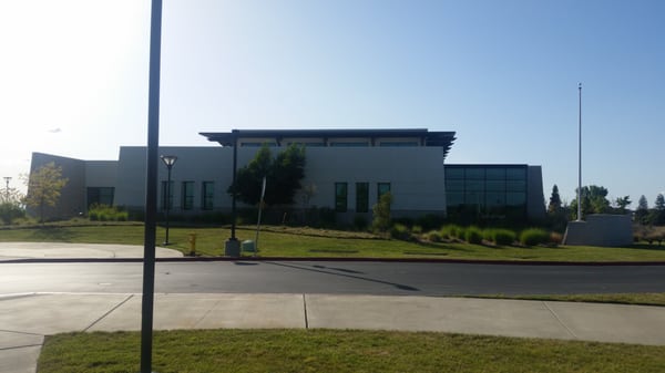 LINCOLN PUBLIC LIBRARY - Updated December 2025 - 17 Photos & 37 Reviews ...