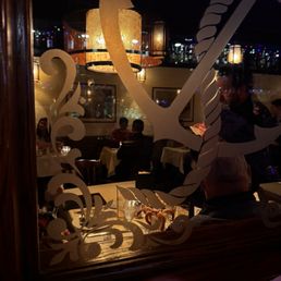 SALT CELLAR - Updated December 2025 - 715 Photos & 1034 Reviews - 550 N ...