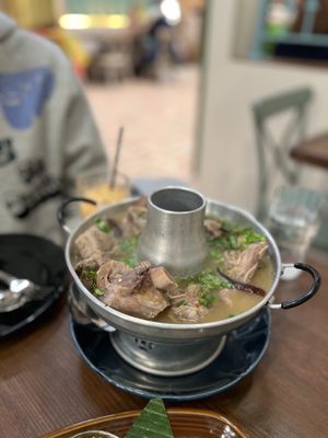 PRANAKHON THAI RESTAURANT - 200 Photos & 64 Reviews - 88 University Pl ...