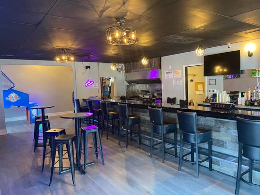 SHOOT YA SHOT SPORTS BAR - Updated December 2025 - 13 Photos - 29 ...