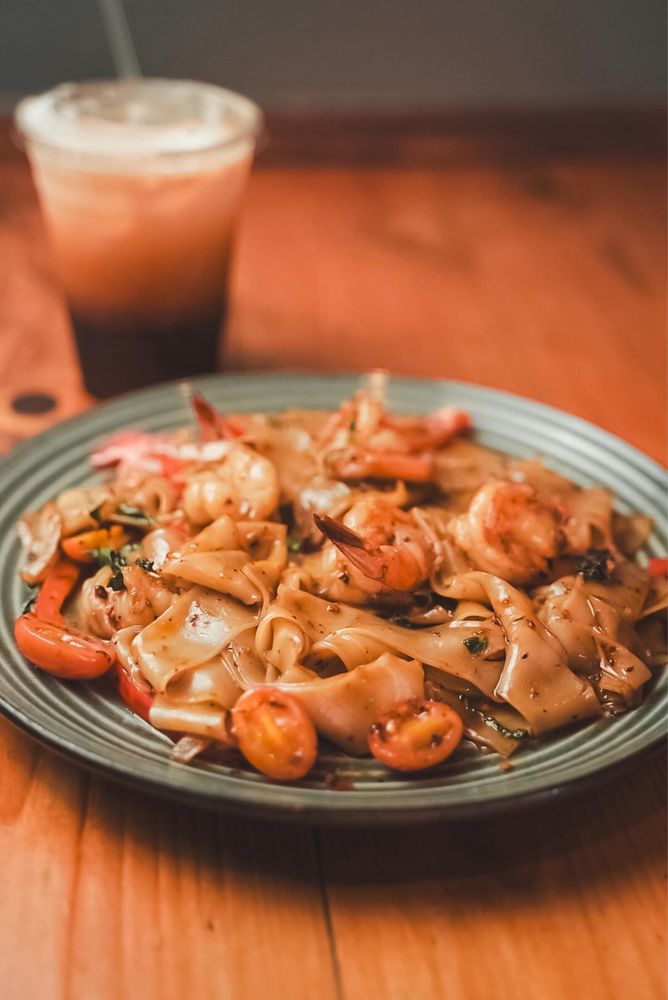 THAI 7 BISTRO - Updated July 2025 - 262 Photos & 176 Reviews - 215 W ...