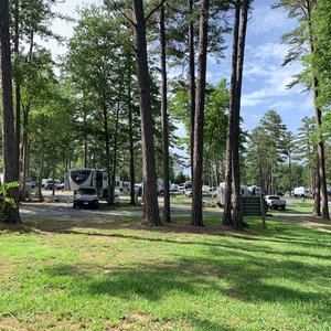 CROSS WINDS FAMILY CAMPGROUND - Updated December 2025 - 19 Photos & 18 ...