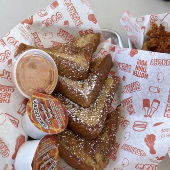 THE RED CHICKZ - Updated June 2024 - 688 Photos & 640 Reviews - 557 S ...