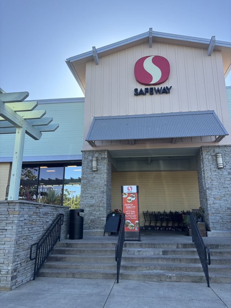 SAFEWAY - Updated June 2026 - 36 Photos & 69 Reviews - 867 Sutton Way ...