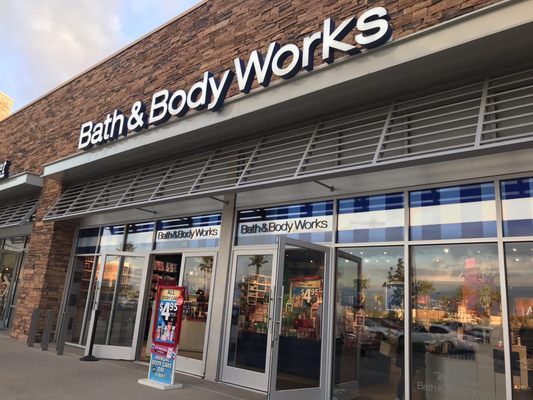 RENAISSANCE MARKETPLACE - Updated December 2025 - 42 Photos - 1309 W ...