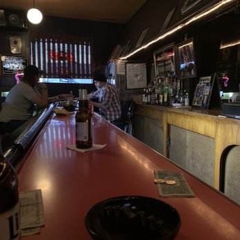 FRIENDLY LOUNGE - Updated December 2025 - 17 Photos & 31 Reviews - 1039 ...