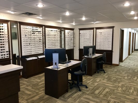 PENDLETON FAMILY OPTOMETRY - Updated December 2025 - 120 E State St ...