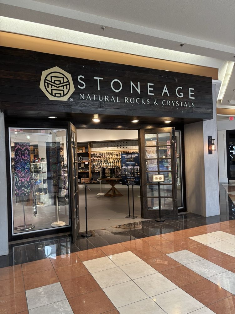 STONEAGE NATURAL ROCKS AND CRYSTALS - Updated July 2025 - 10 Photos ...