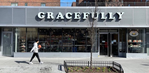 GRACEFULLY - Updated July 2025 - 57 Photos & 140 Reviews - 320 1st Ave ...