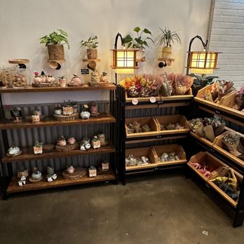 MINI MONSTER CAFE - Updated July 2024 - 1711 Photos & 783 Reviews ...