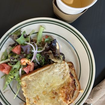 MAISONETTE - Updated October 2025 - 39 Photos & 19 Reviews - 921 Walnut ...