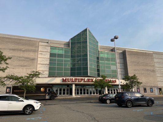 COLLEGE POINT MULTIPLEX CINEMAS - 197 Photos & 301 Reviews - 2855 Ulmer ...
