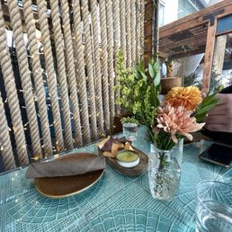 MODÍ - Updated September 2025 - 295 Photos & 140 Reviews - 88 Natoma St ...