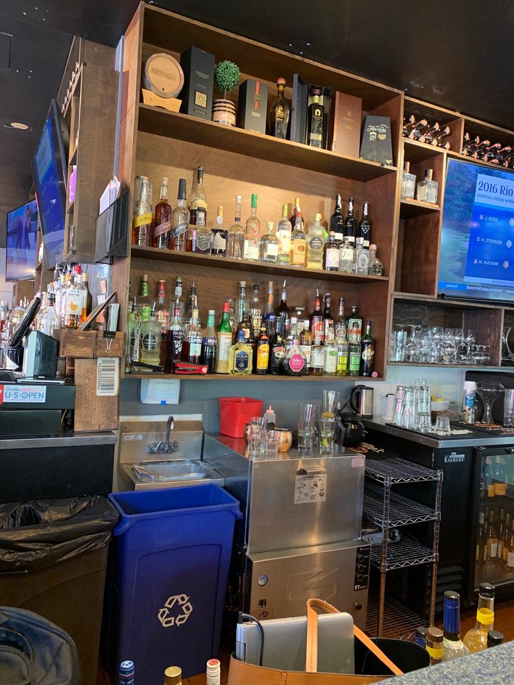 C BAR - Updated July 2025 - 10 Photos - 15 W Thomas Pl, Beaver Creek ...