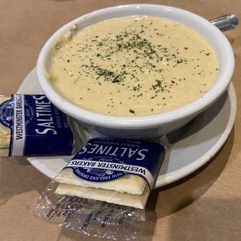 MR BILL’S TERRACE INN - 173 Photos & 157 Reviews - 200 Eastern Blvd ...