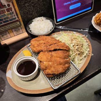CHUBBY CURRY - Updated April 2025 - 1199 Photos & 595 Reviews - 139 N ...