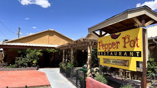 PEPPER POT - Updated May 2024 - 158 Photos & 150 Reviews - 207 W Hall ...