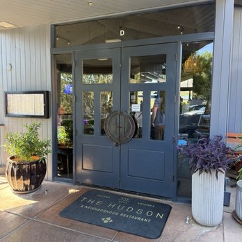 THE HUDSON - Updated August 2025 - 4270 Photos & 3248 Reviews - 671 ...