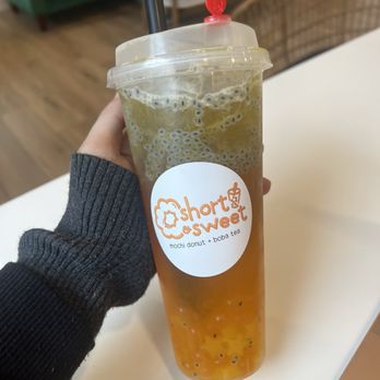 SHORT & SWEET - Updated May 2024 - 65 Photos & 54 Reviews - 1001 Main ...