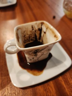 MEZE MOON - Updated December 2025 - 141 Photos & 131 Reviews - 163 E ...