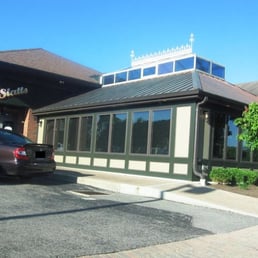 SLATTS PUB - Updated January 2026 - 166 Photos & 179 Reviews - 4858 ...