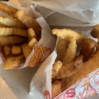 VIENNA BEEF FACTORY STORE - Updated May 2025 - 95 Photos & 50 Reviews ...