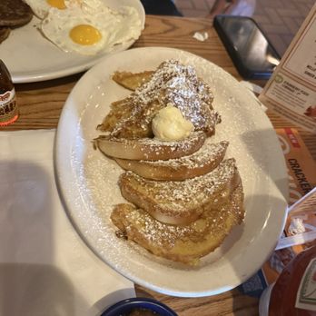 CRACKER BARREL OLD COUNTRY STORE - Updated January 2026 - 63 Photos ...