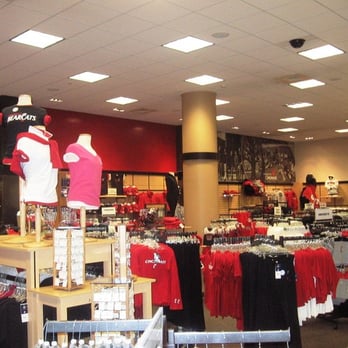 UNIVERSITY OF CINCINNATI BOOKSTORE - Updated December 2025 - 12 Reviews ...