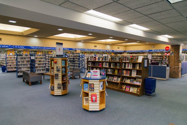 TROY PUBLIC LIBRARY - Updated December 2025 - 25 Photos & 29 Reviews ...