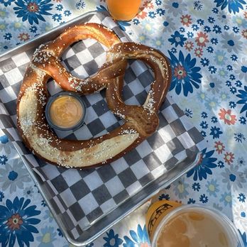 WANDERLUST BEER GARDEN - Updated October 2025 - 61 Photos & 23 Reviews ...