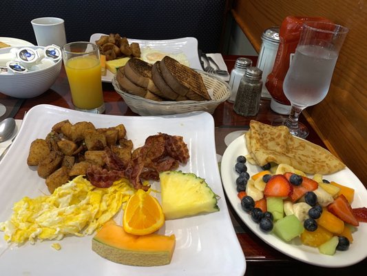 RESTAURANT YOTIS - Updated December 2025 - 14 photos & 12 avis - 7255 ...