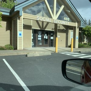 SOCIAL SECURITY - Updated April 2025 - 19 Reviews - 2608 S 47Th St ...