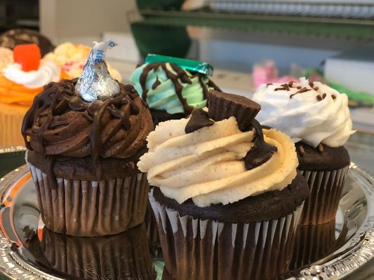 CHESTNUT HILL BAKERY - Updated September 2025 - 52 Photos & 41 Reviews ...