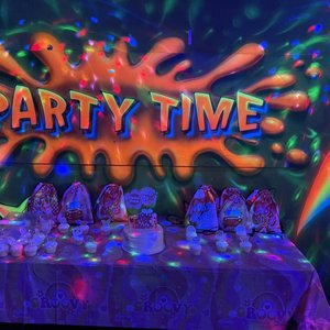 SPARKLES FAMILY FUN CENTER - SMYRNA - 76 Photos & 76 Reviews - 666 ...