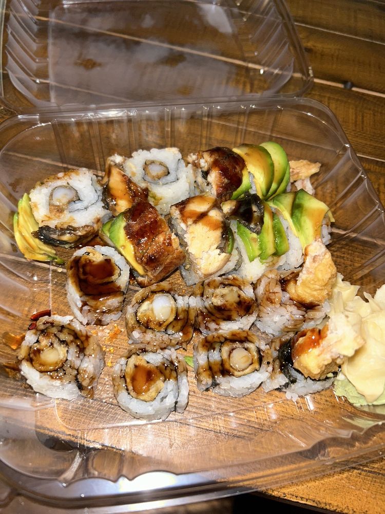 HOT WOKS COOL SUSHI - Updated August 2024 - 131 Photos & 219 Reviews ...